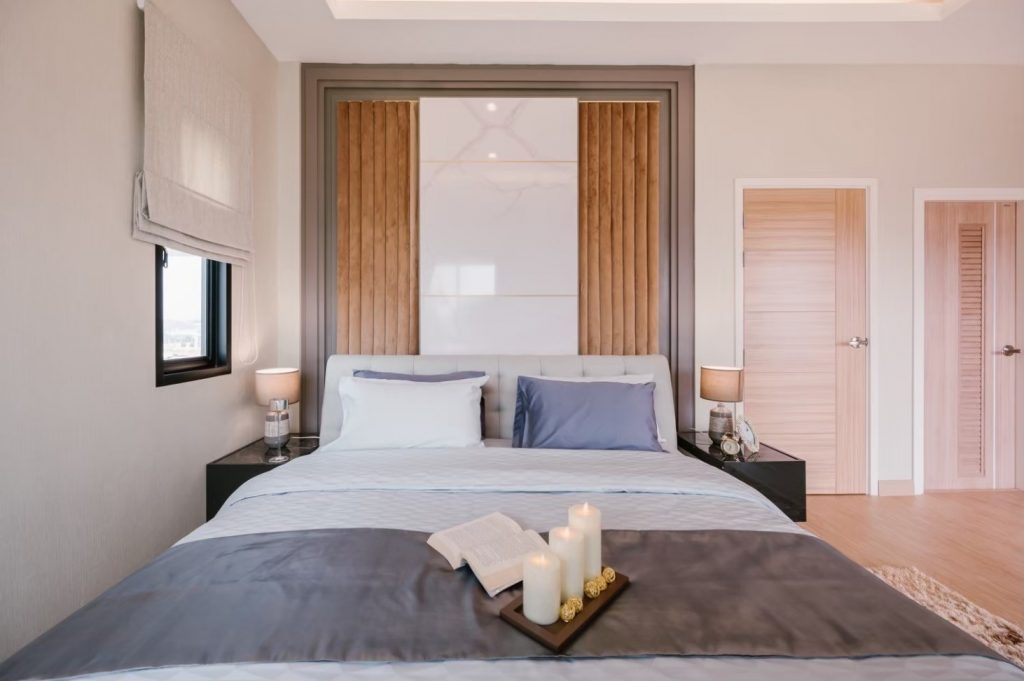 เดอะพรอมิเน้นซ์ พราวด์ – The Prominence CNX