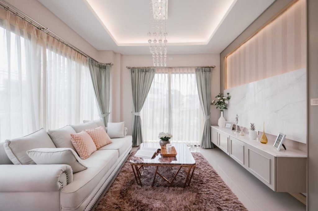 เดอะพรอมิเน้นซ์ พราวด์ – The Prominence CNX